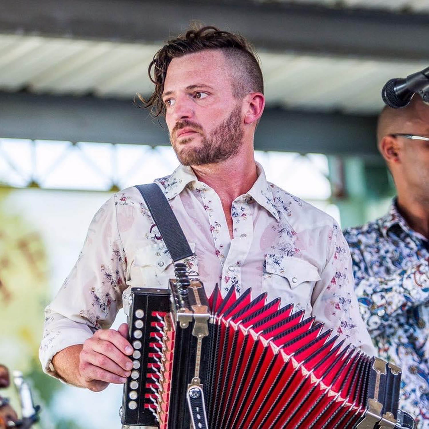 Jourdan Thibodeaux et les Rôdailleurs - Festivals Acadiens et Créoles